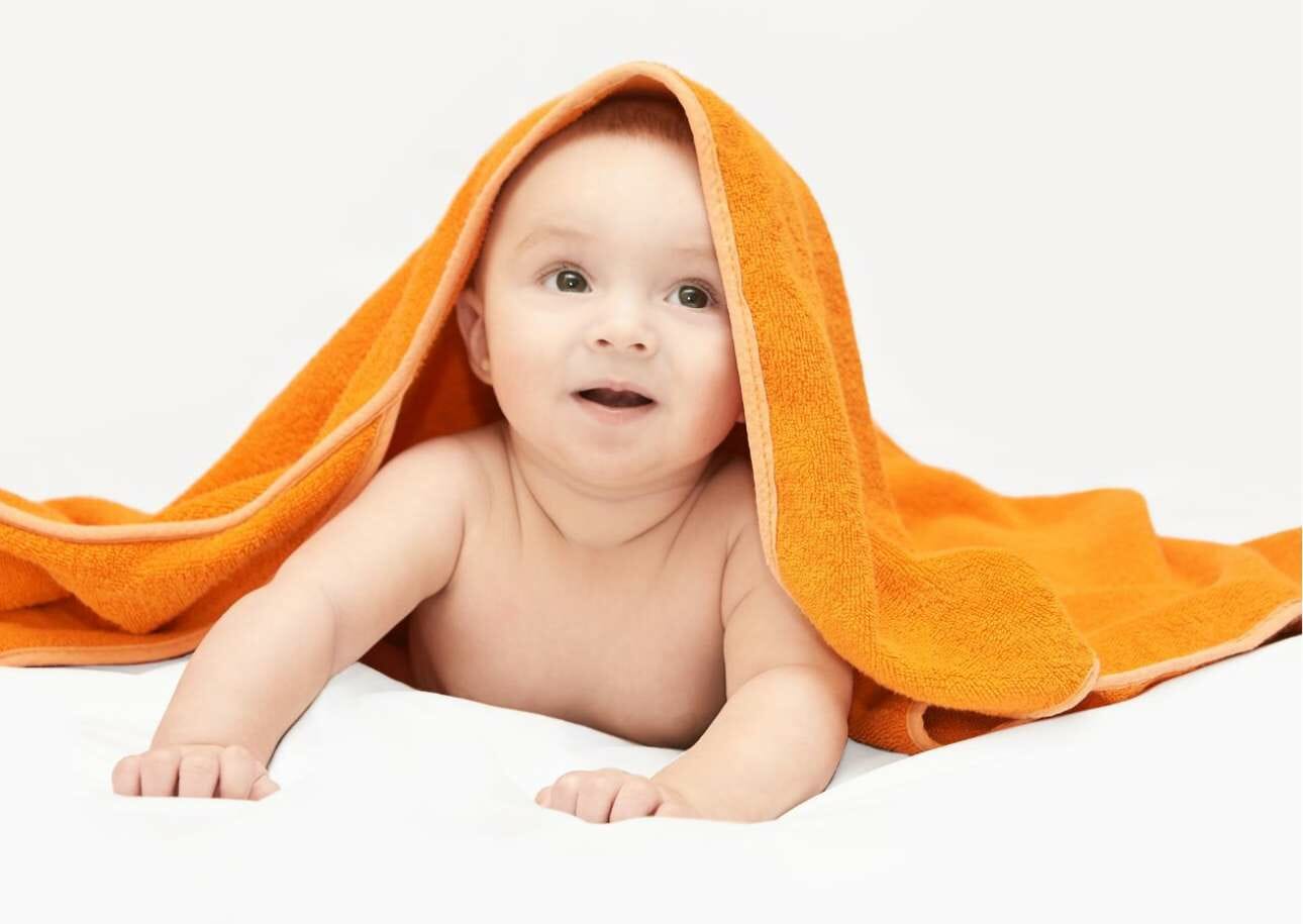 The Best Time to Give Baby a Bath – Is Day or Night Better?